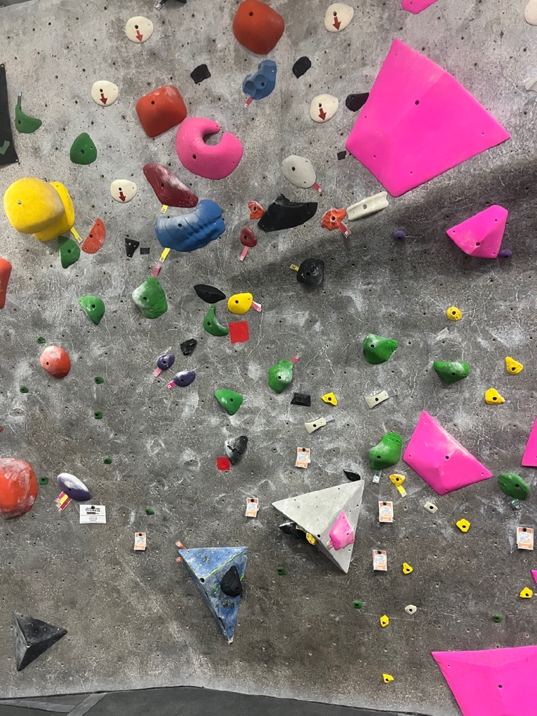 Green - V2 | Pebble Climbing | Pebble Climbing