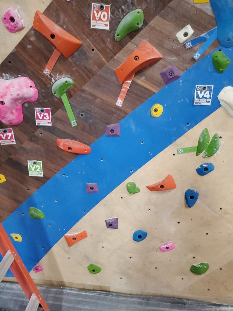 Lime - V2 | Pebble Climbing | Pebble Climbing